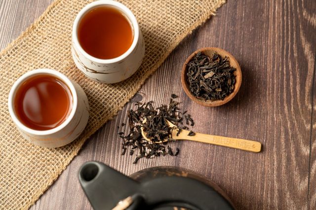 What Is Oolong Tea? Health Benefits, Characteristics, Prep – Full Leaf ...